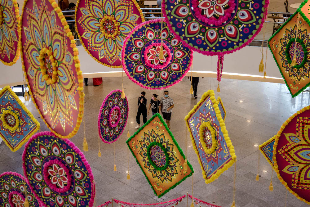 HR minister urges private sector bosses to consider giving unrecorded ...